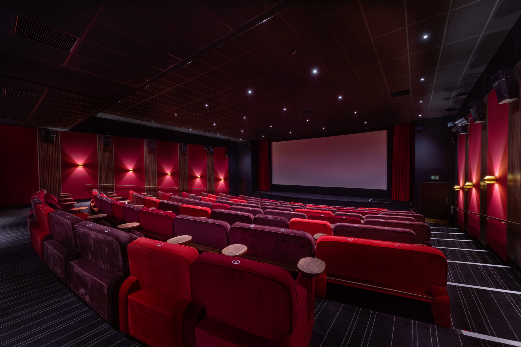 Everyman | Infinity Seating Solutions