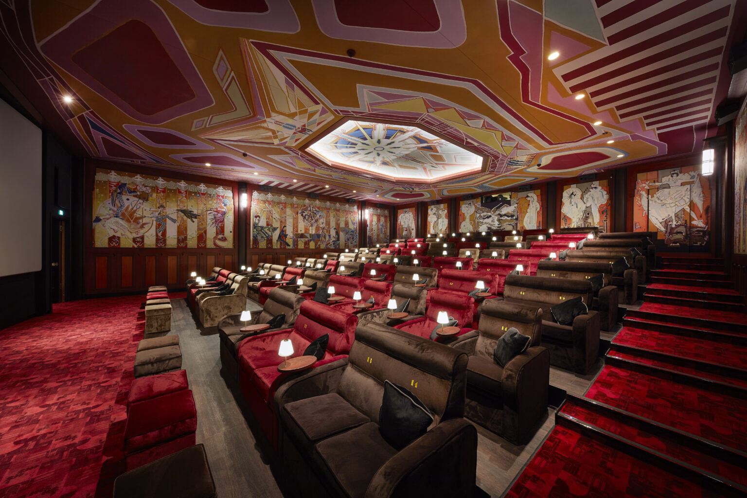 Pathé - Tuschinski Theatre | Infinity Seating Solutions