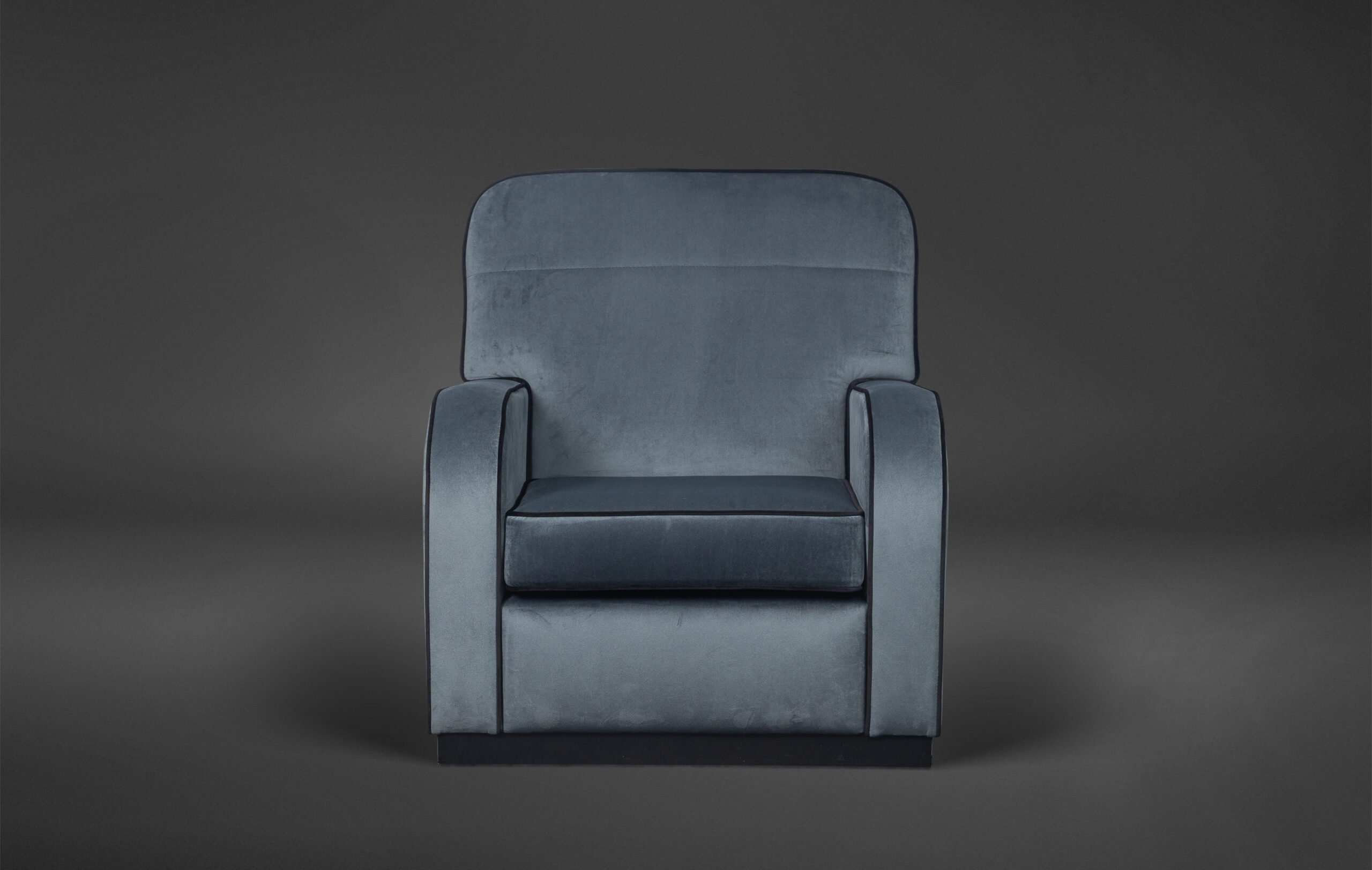 The STORM Armchair | Infinity Seating Solutions