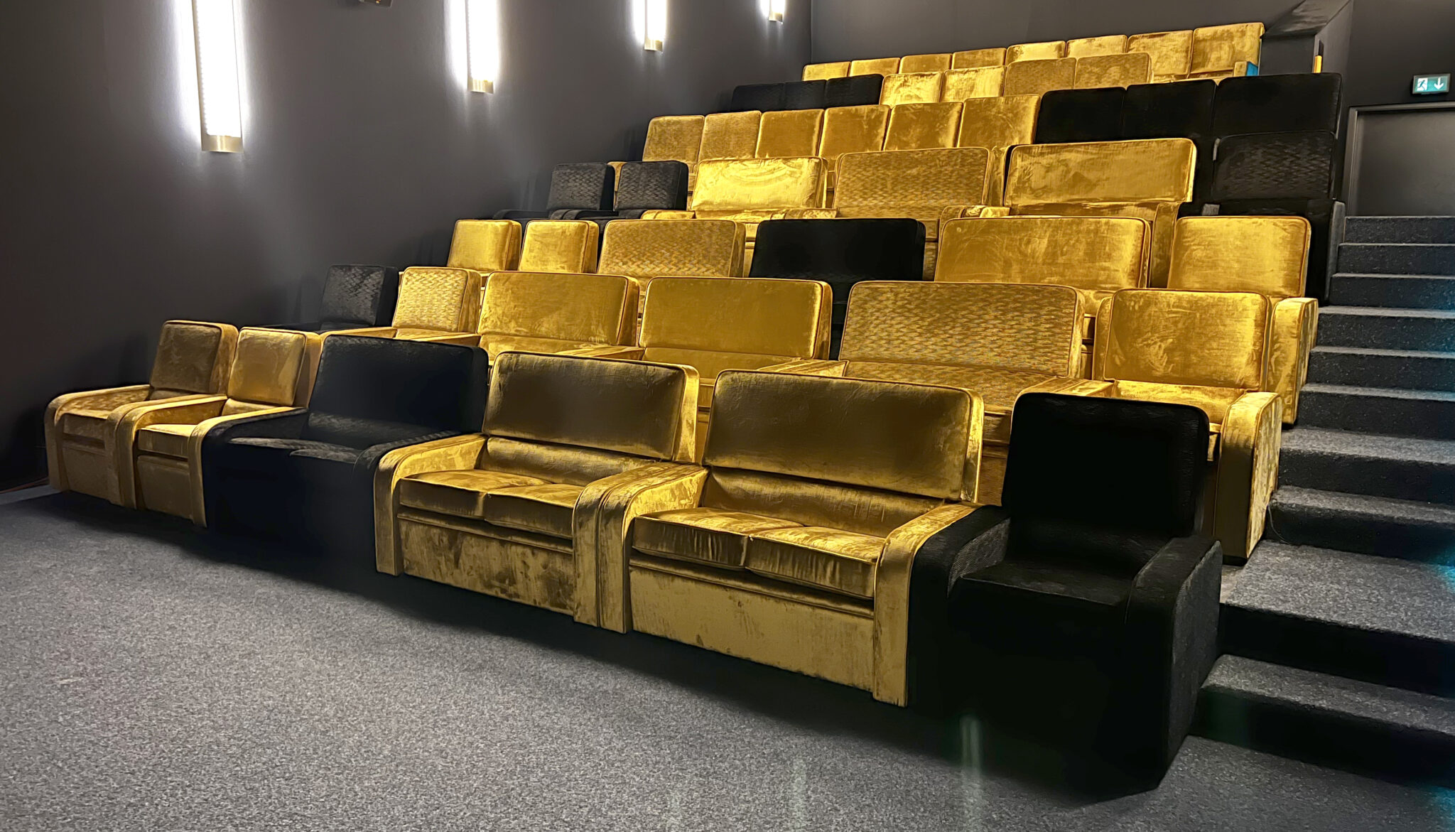 Cineplex | Infinity Seating Solutions